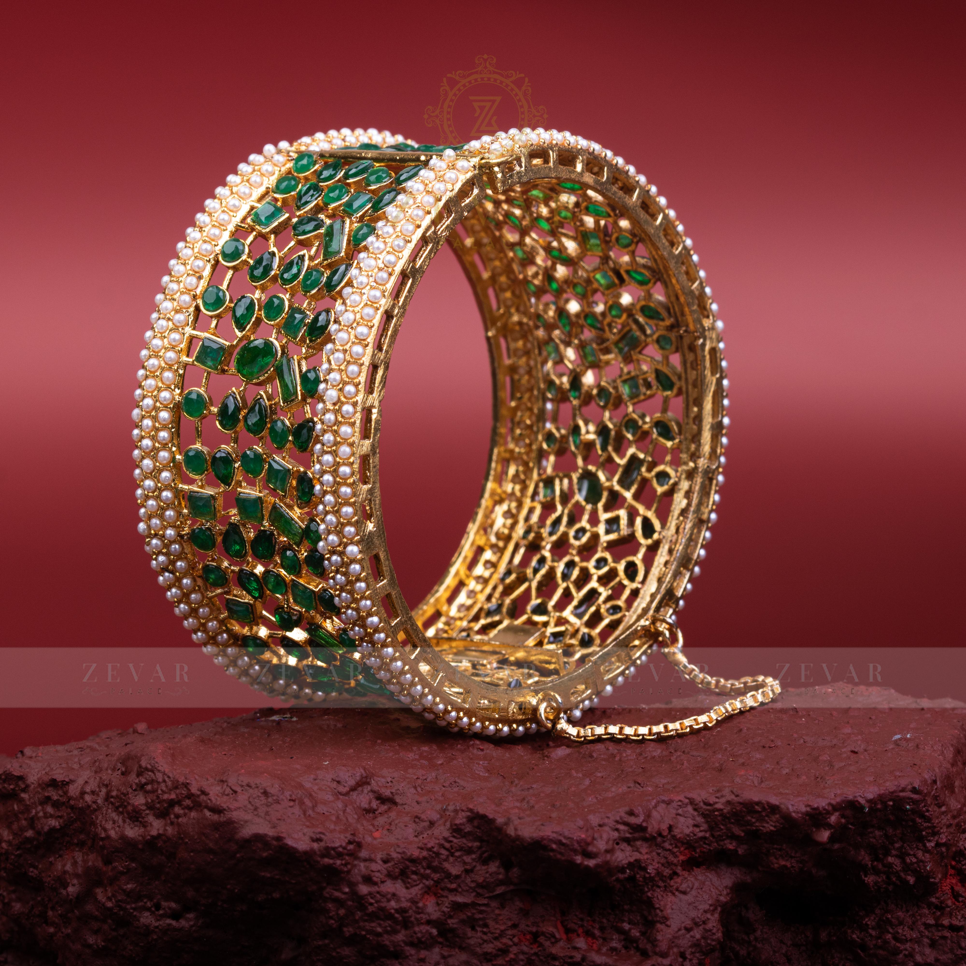 One Piece Bangles – ZevarPalace