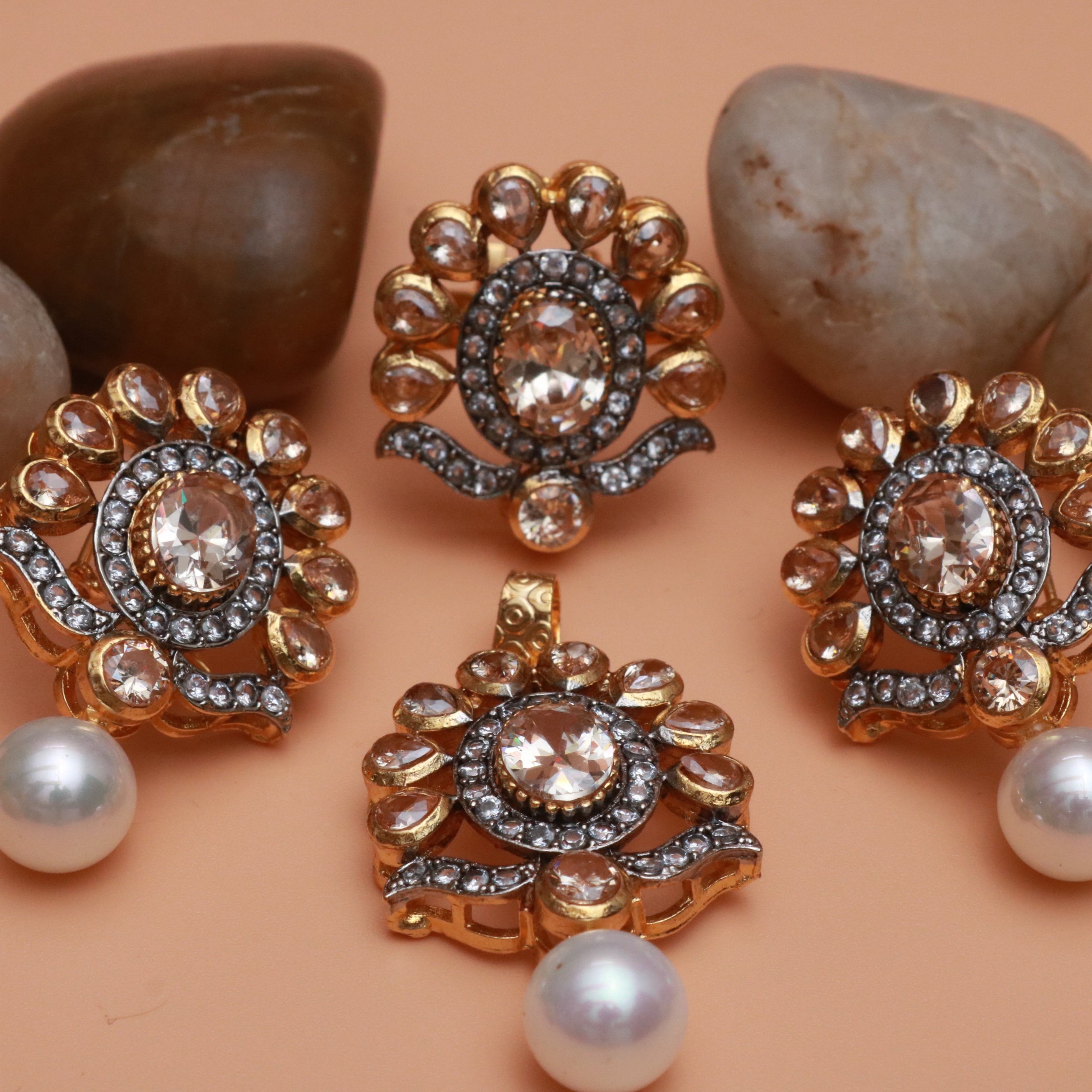 Mother of Pearl Locket Sets